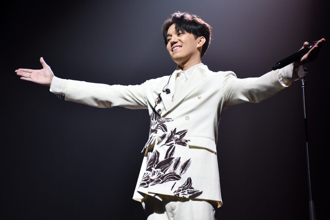 Dimash and Dears Together Again: how was the artist's solo concert in ...