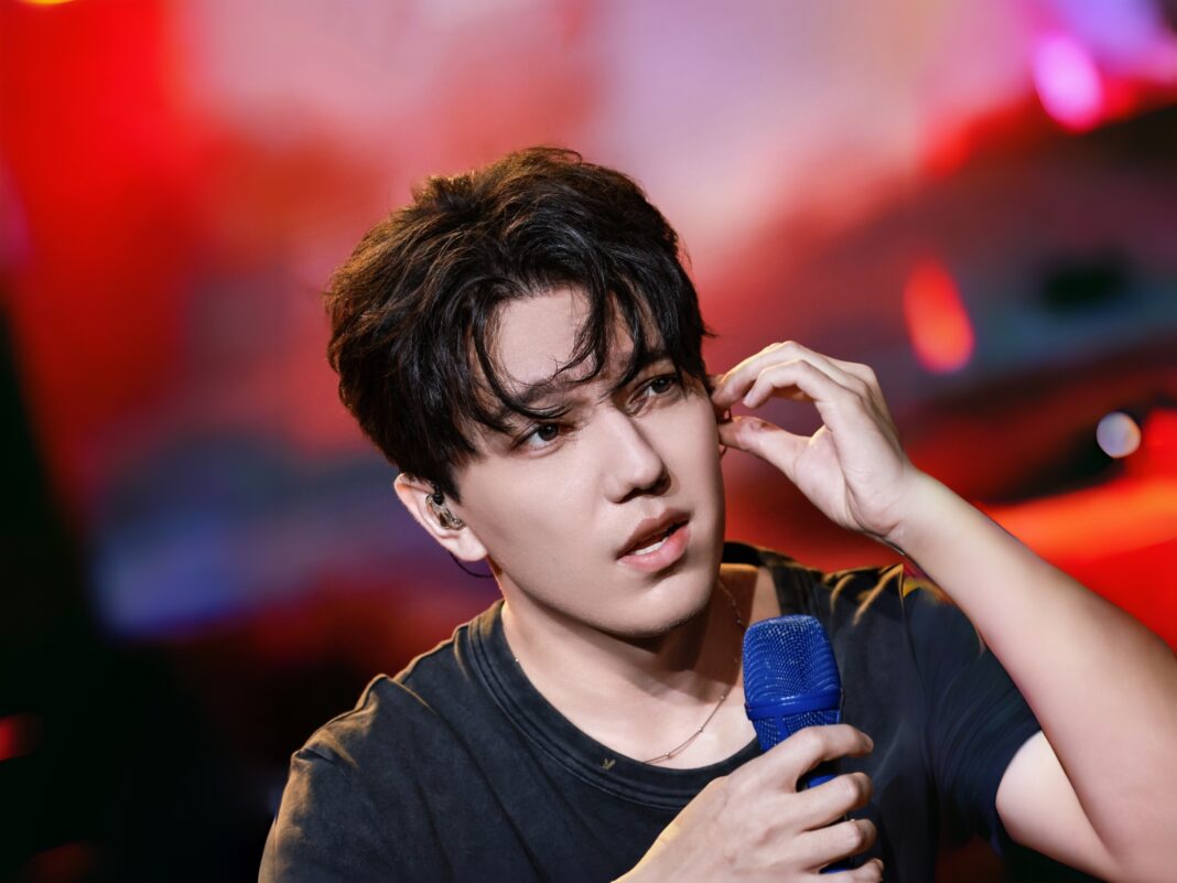 Dimash Qudaibergen Gave an Interview to China's "People's Daily"Information Portal DimashNews ...