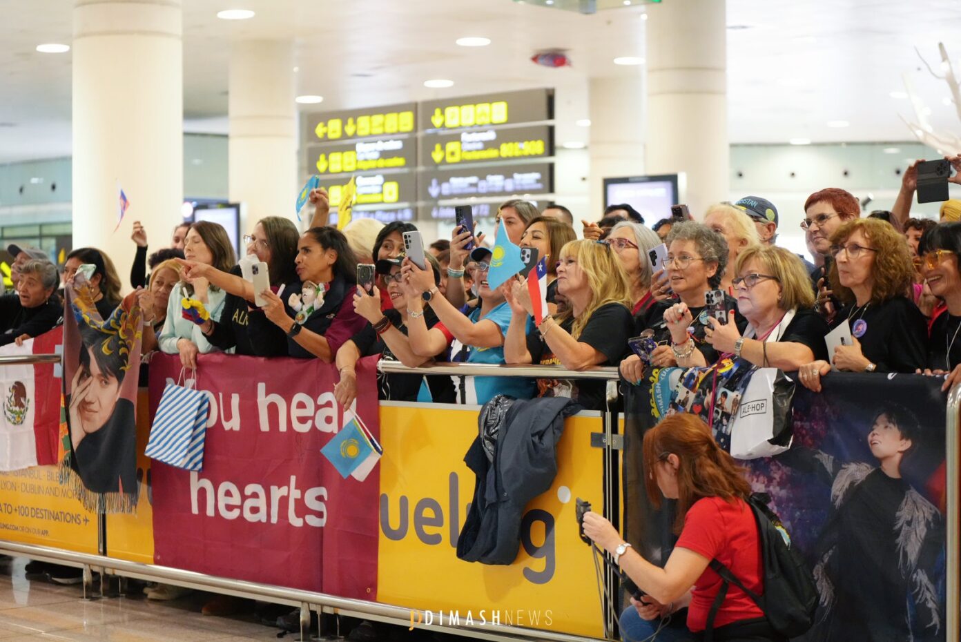 "Olé, olé-olé-olé, Dimash!": Dears welcome the Kazakh artist at ...