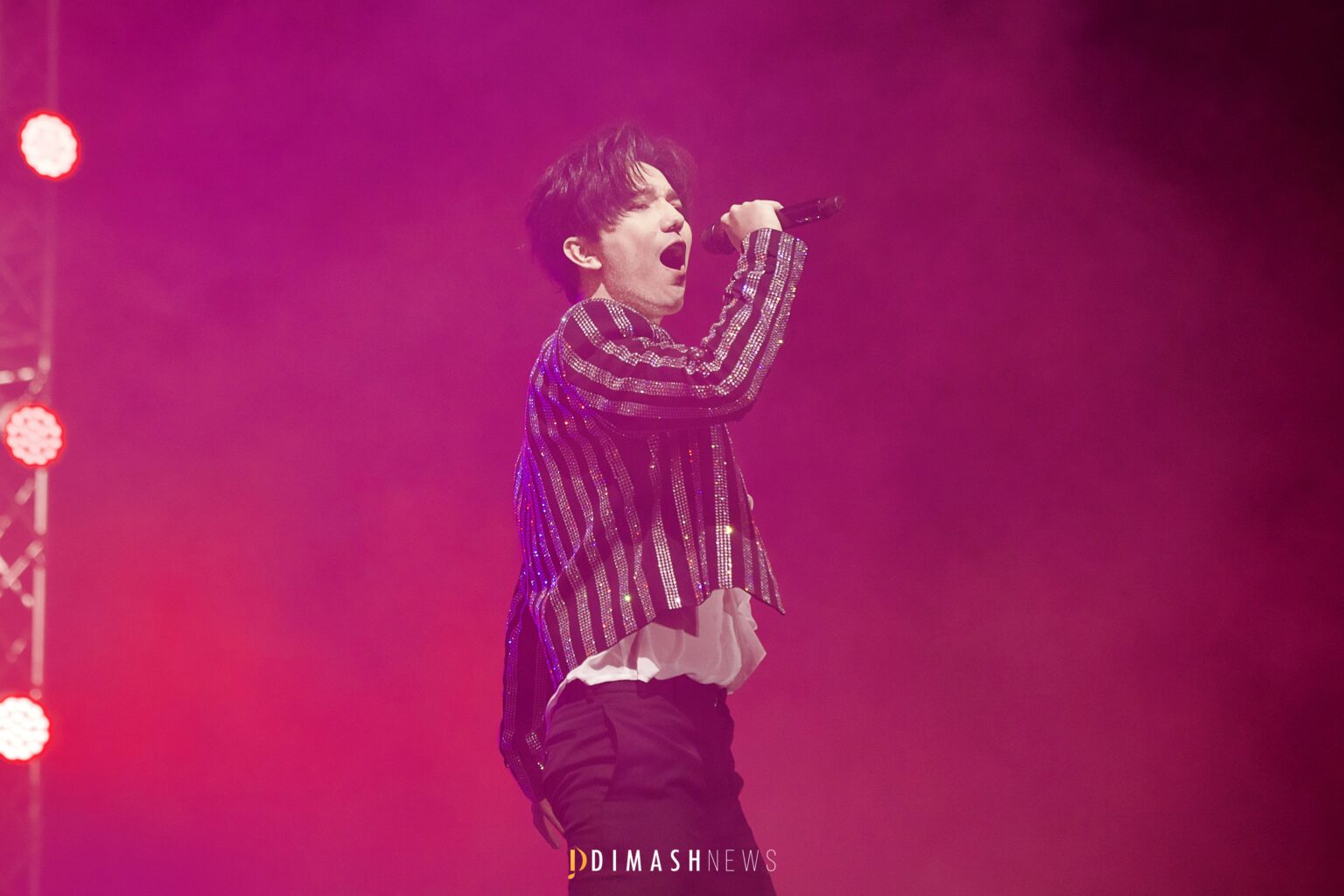 Dimash Qudaibergen gives his first solo concert in EgyptInformation ...